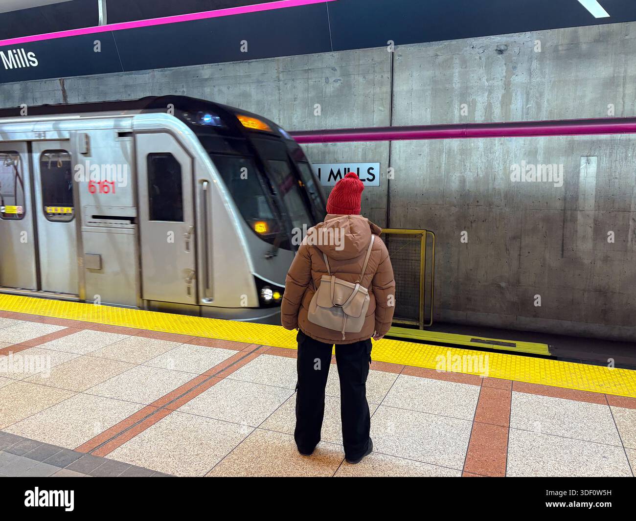 Vaughan metropolitan centre station hi-res stock photography and images ...