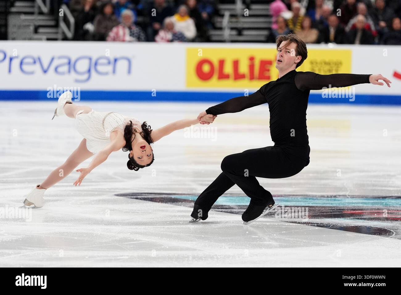 Chelsea Liu and Ryan Bedard compete during the pairs free skating ...