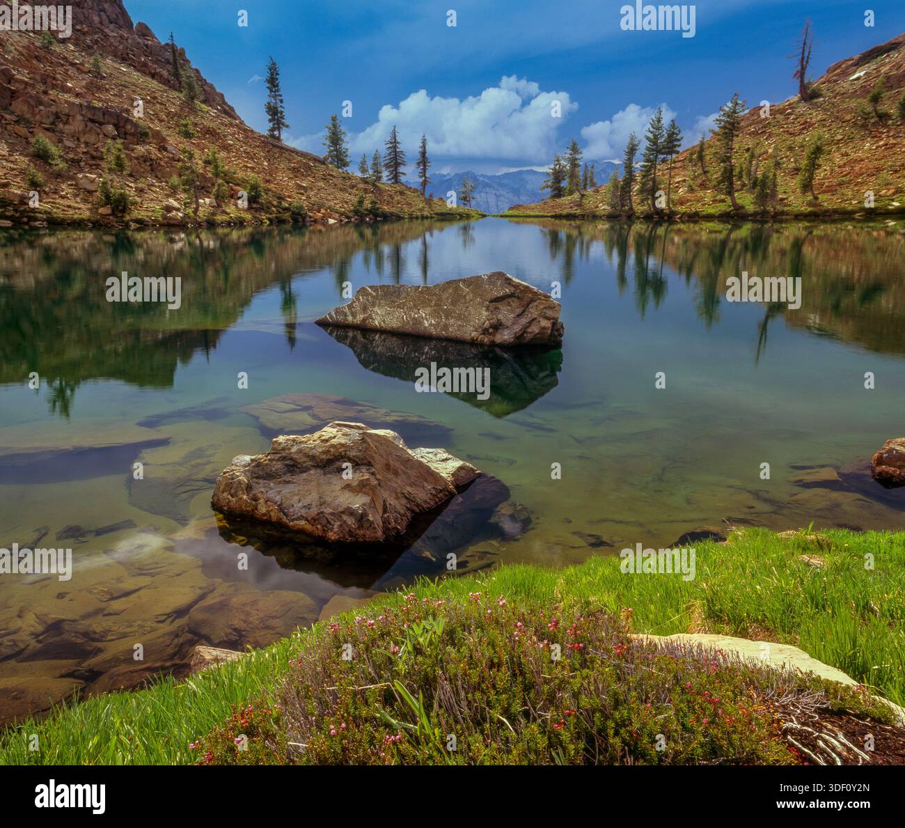 Echo Lake, Trinity Alps Wilderness, Shasta-Trinity National Forest ...