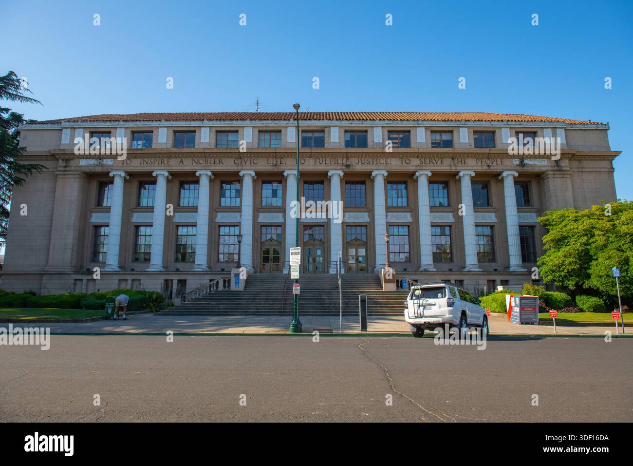 El dorado city hall hi-res stock photography and images - Alamy