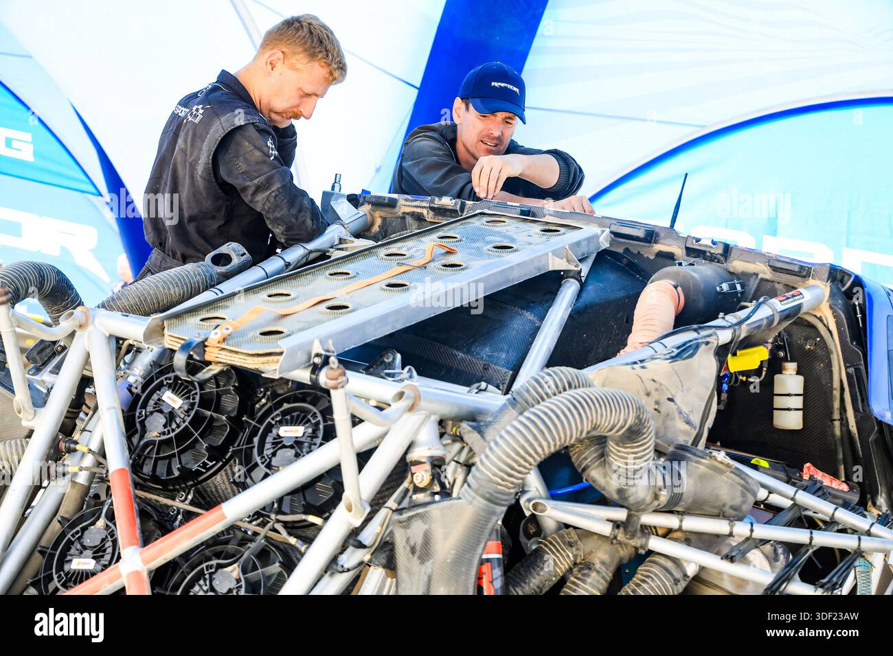 Ford M-Sport, Ford, Ultimate, FIA W2RC, mechanics working during the ...
