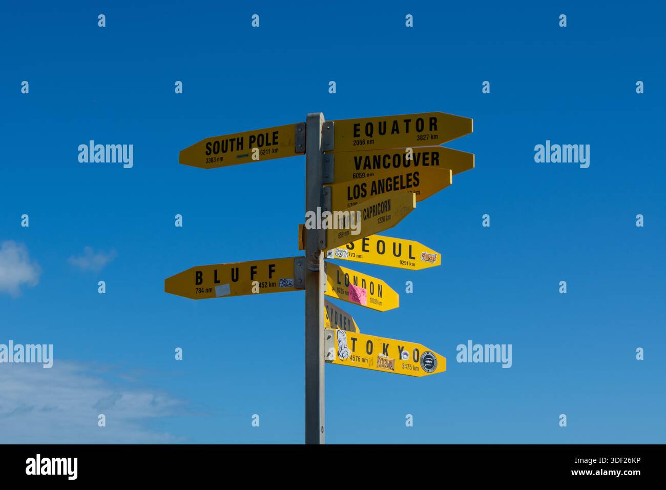 Various geographical landmarks hi-res stock photography and images - Alamy