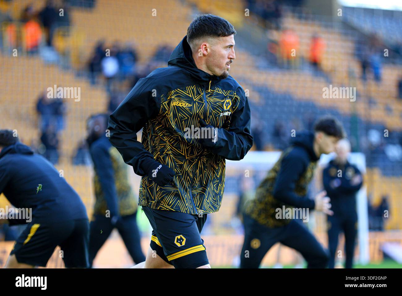 Matt Doherty (2 Wolves) warms up during the FA Cup football match ...