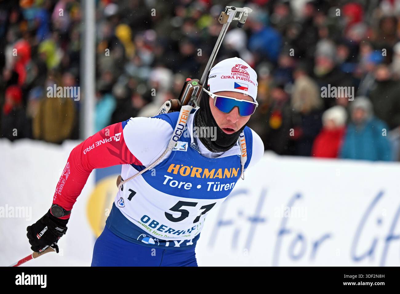 10 January 2026, Thuringia, Oberhof: Biathlon: World Cup, pursuit 12.5 ...