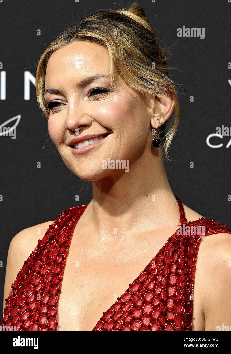 Actress Kate Hudson attends the 37th Annual Palm Springs International ...
