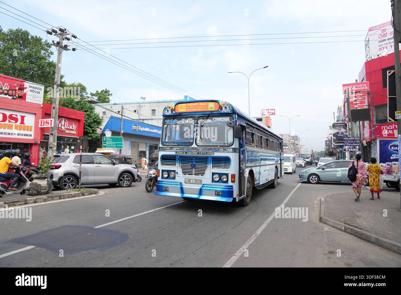 Strassenverkehr Sri Lanka, 20251226, Strassenverkehr *** Road traffic ...