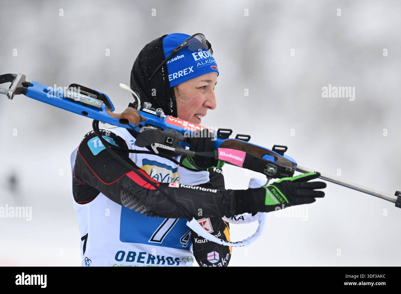 10 January 2026, Thuringia, Oberhof: Biathlon: World Cup, relay 4 x 6 ...