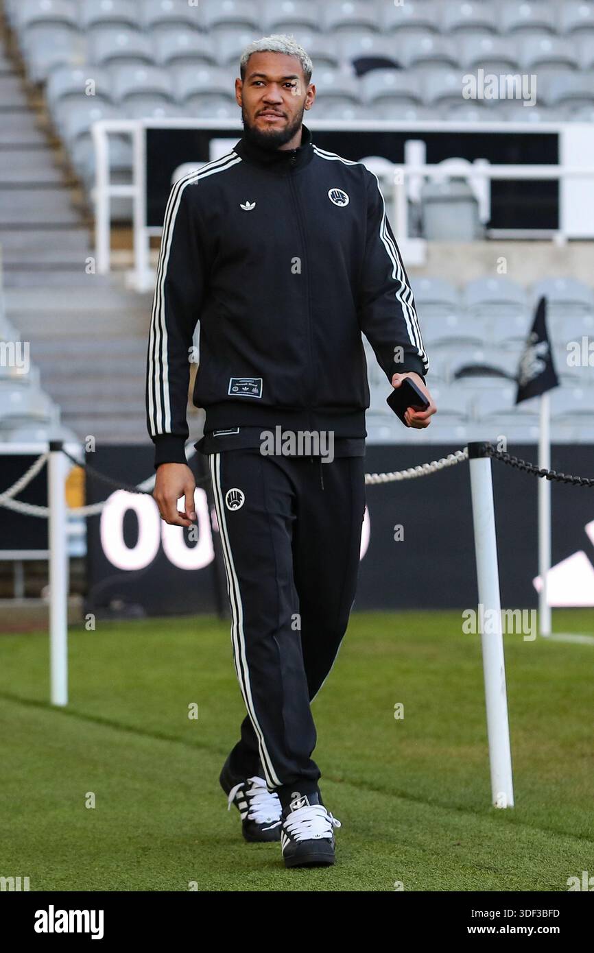 Joelinton Of Newcastle United Arrives during the Newcastle United v AFC ...