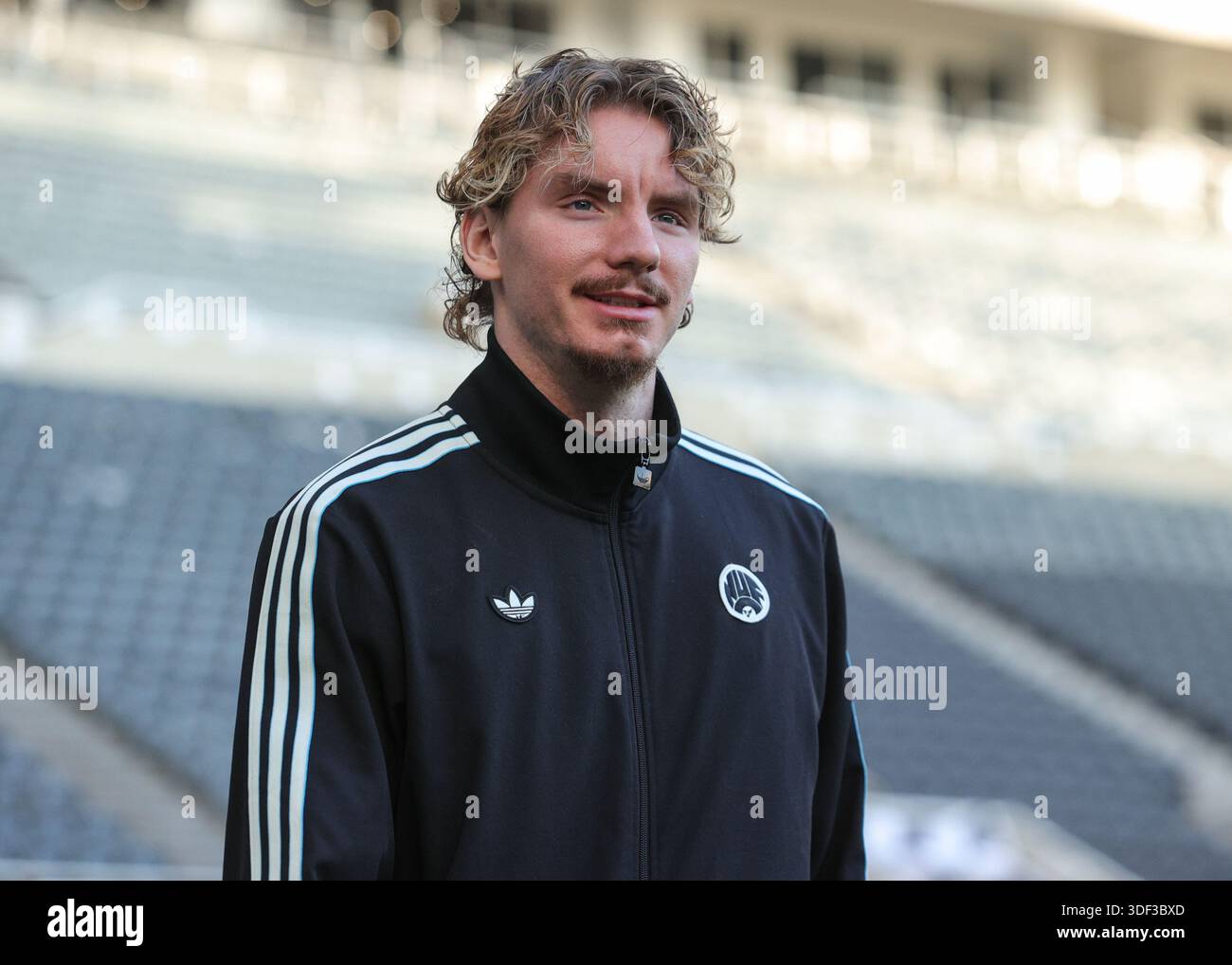Nick Woltemade of Newcastle United arrives ahead of the Emirates FA Cup ...