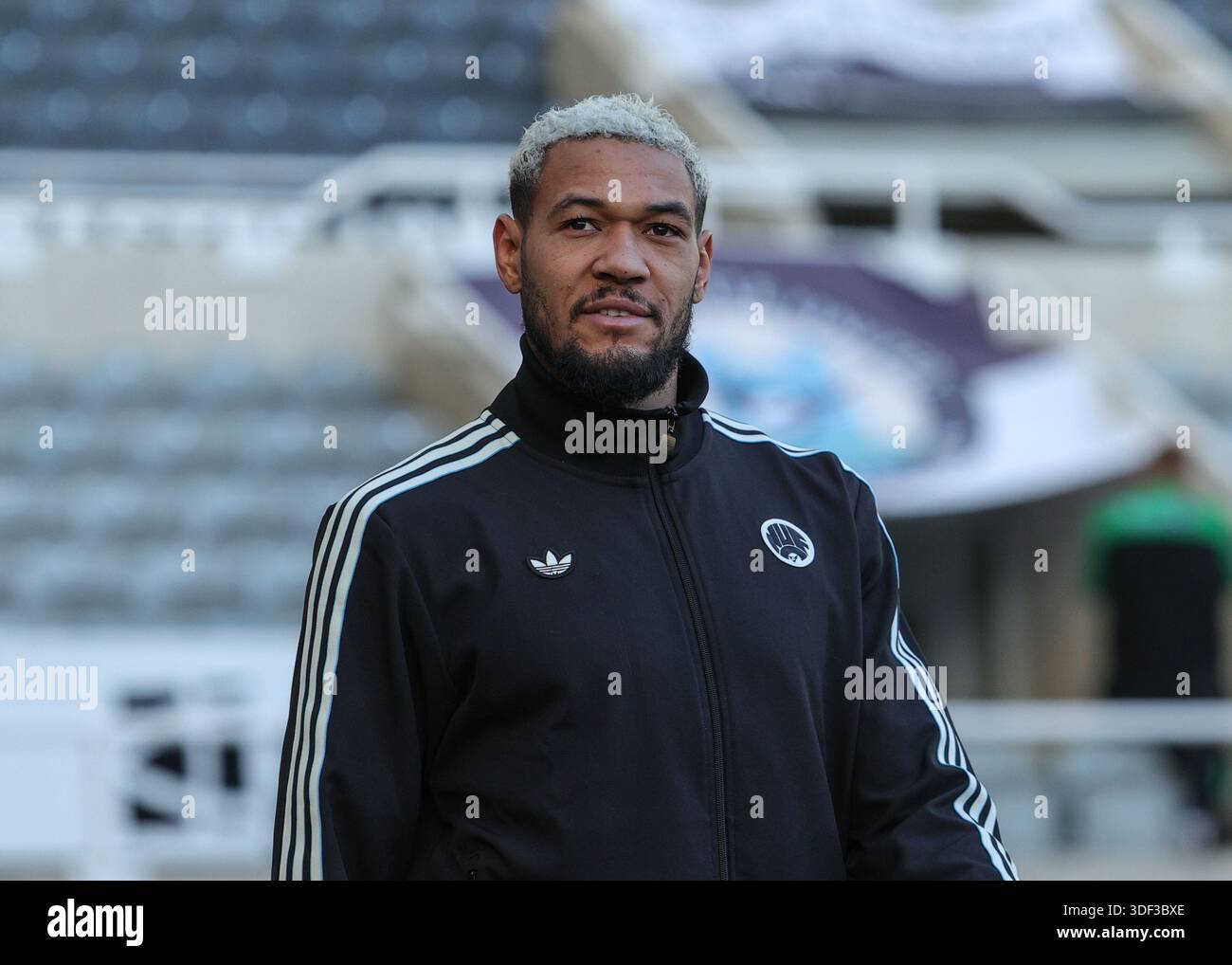 Joelinton of Newcastle United arrives ahead of the Emirates FA Cup ...