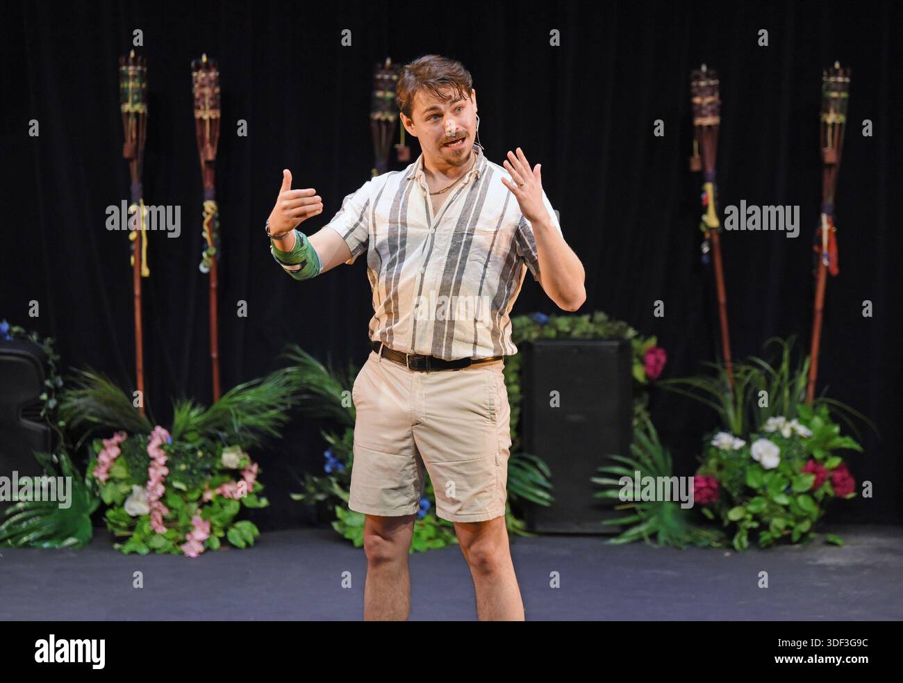 Jordan Patrick on stage for THE IMPROVISED WHITE LOTUS: AN UNAUTHORIZED ...