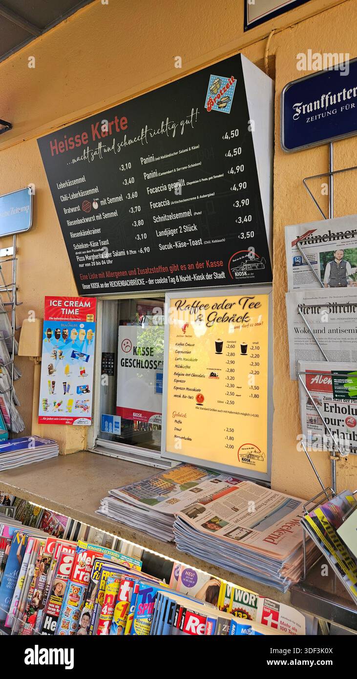 Best kiosks in munich hi-res stock photography and images - Alamy