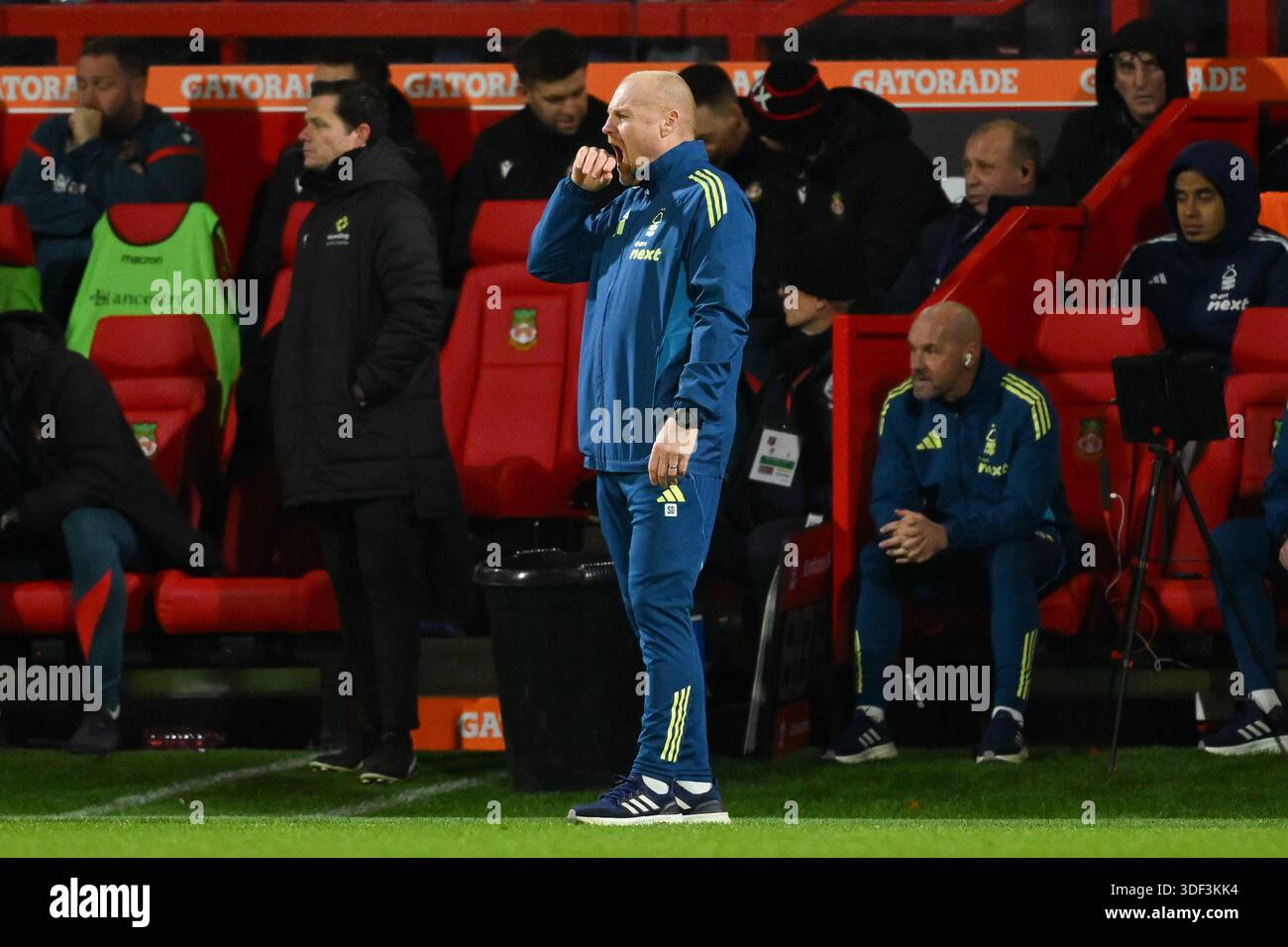 Sean Dyche, Nottingham Forest head coach during the Emirates FA Cup ...