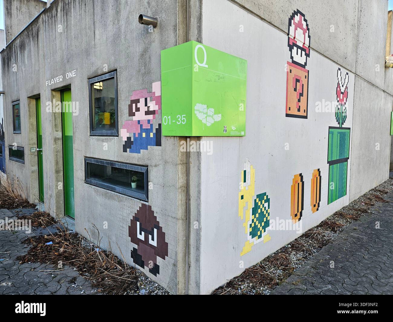 Student village olympic park hi-res stock photography and images - Alamy