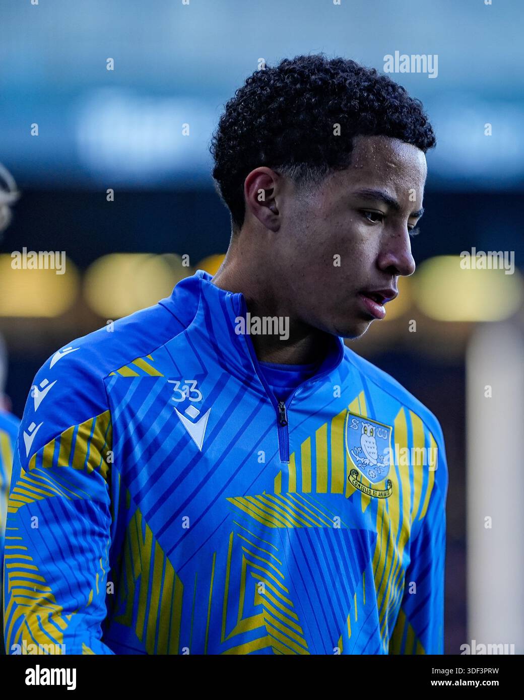 Yisa Alao of Sheffield Wednesday in the pregame warmup session during ...