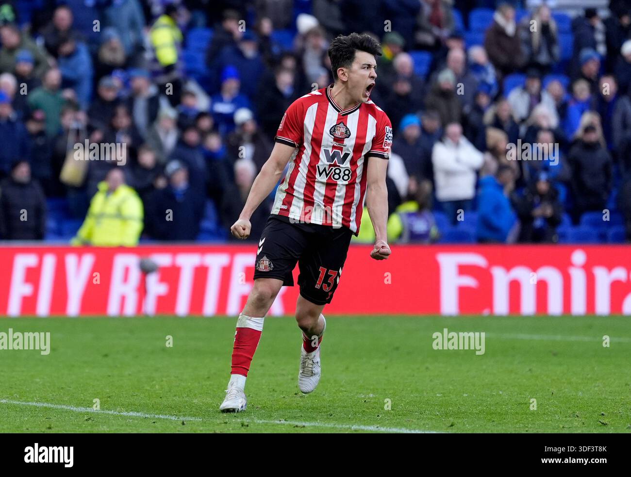 Sunderland's Luke O'Nien celebrating scoring the winner in the penalty ...