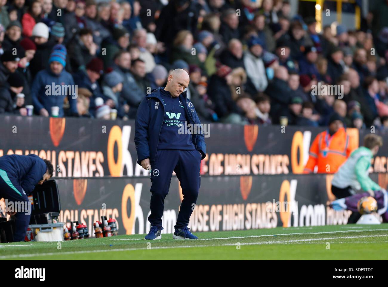 Millwall manager Alex Neil reacts during the Emirates FA Cup third ...