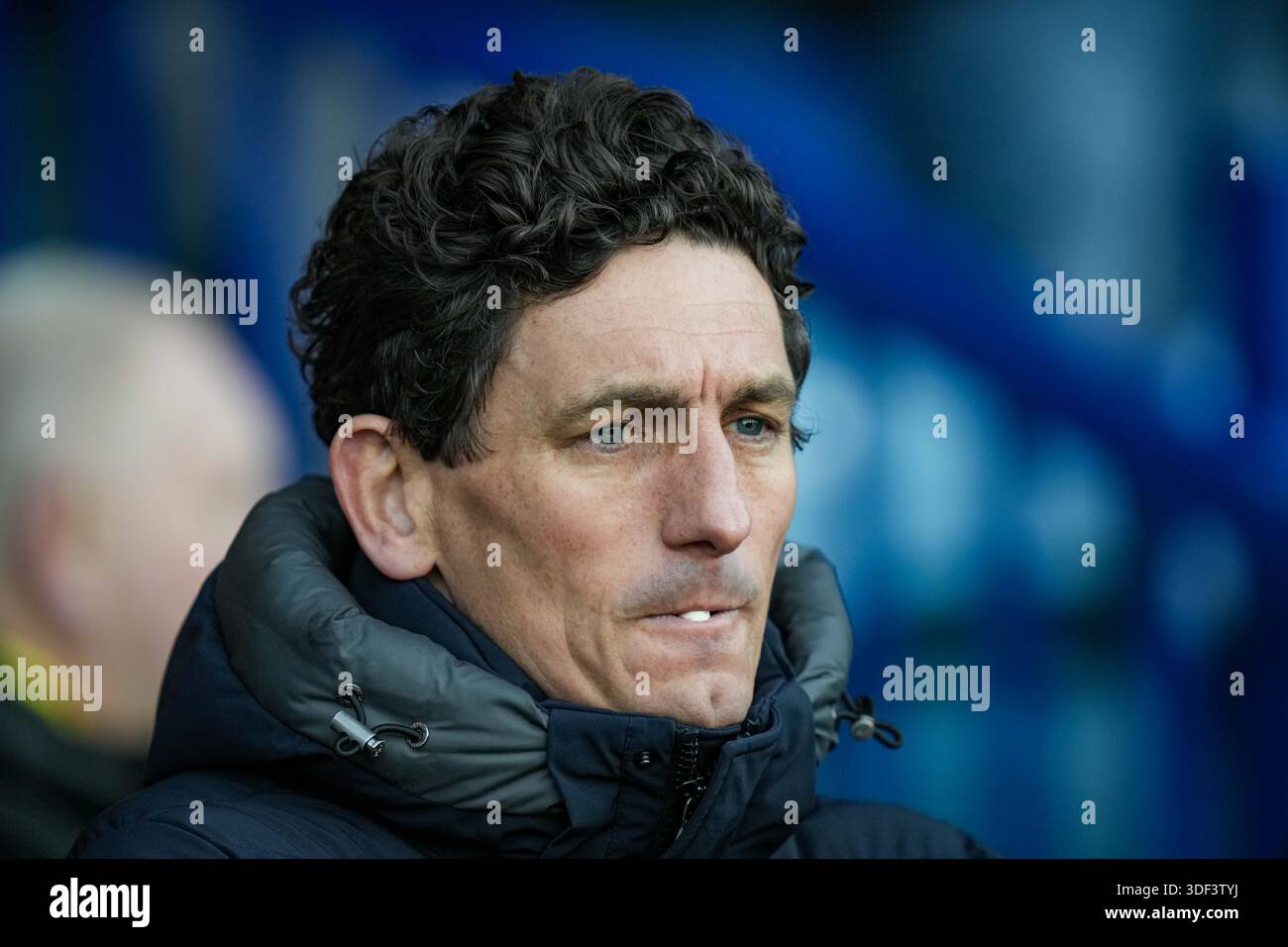 Keith Andrews manager of Brentford looks on during the Emirates FA Cup ...