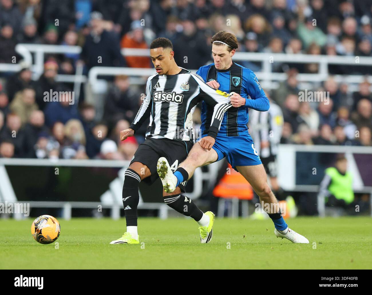Newcastle Upon Tyne, England, 10th January 2026. Jacob Ramsey of ...