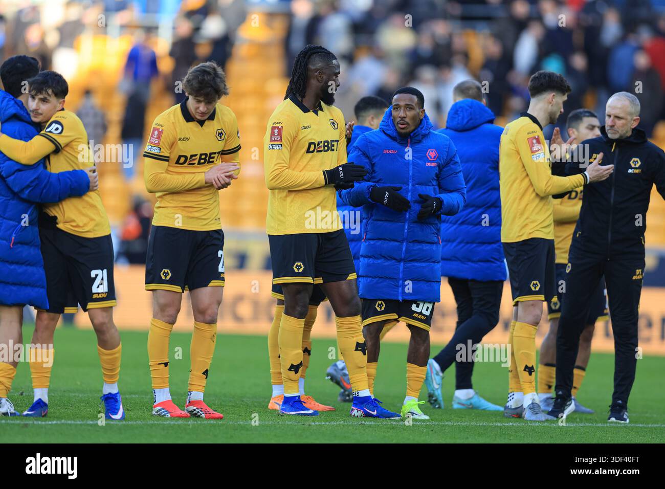 Wolverhampton Wanderers players applauds the fans after the game the ...