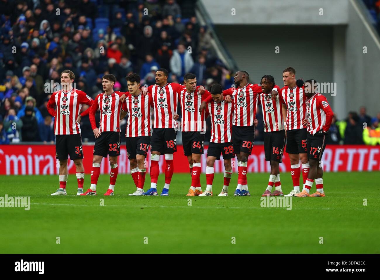 Granit Xhaka and Sunderland players line up for a penalty shootout ...