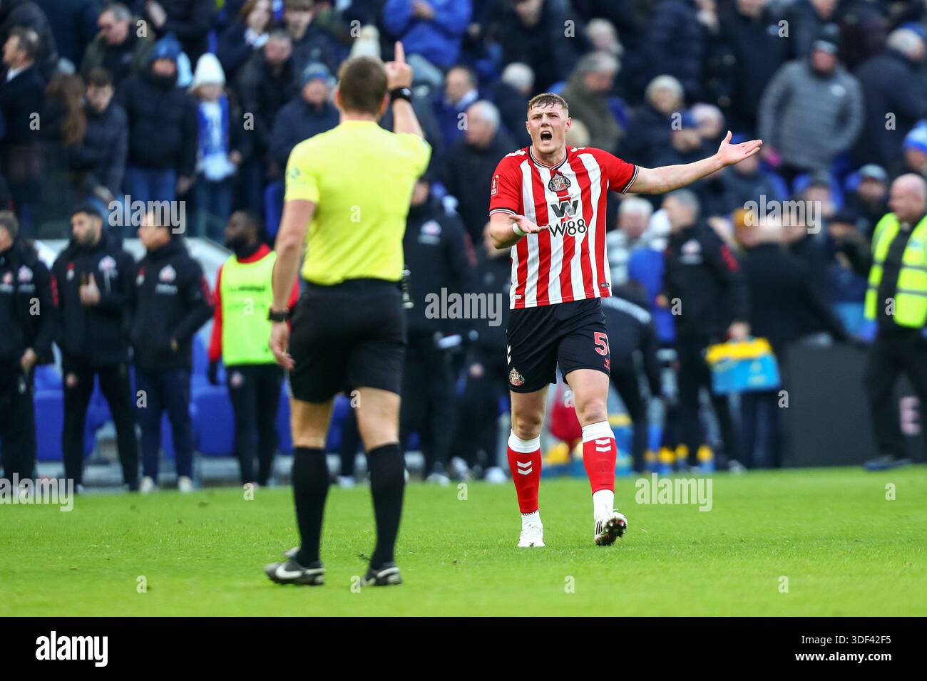 Dan Ballard of Sunderland talks to Referee, John Brooks during the ...