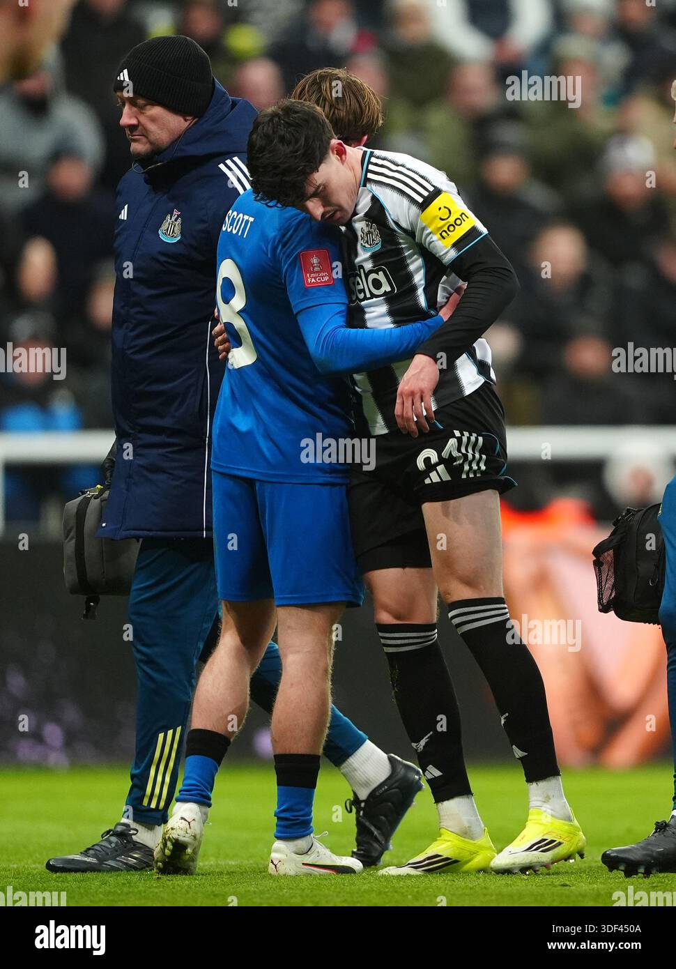 Bournemouth's Alex Scott (left) embraces Newcastle United's Tino ...