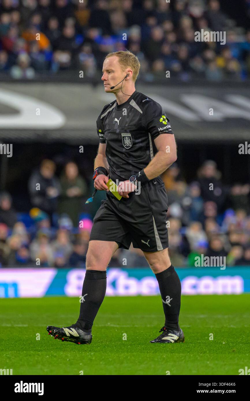 Referee Thomas Parsons during the Emirates FA Cup game between Ipswich ...