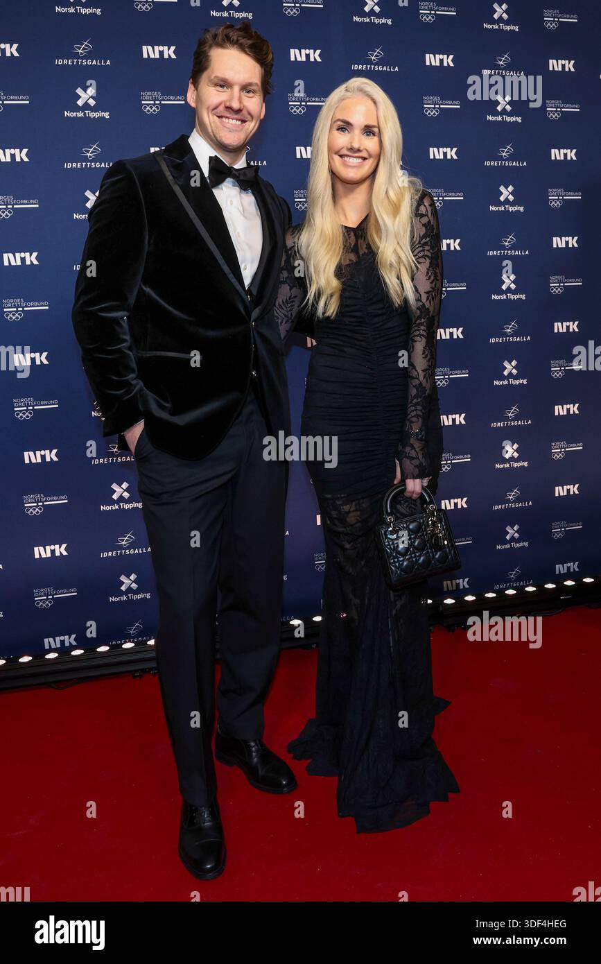 Hamar 20260110. Alexander Bonsaksen and Silje Norendal on the red ...