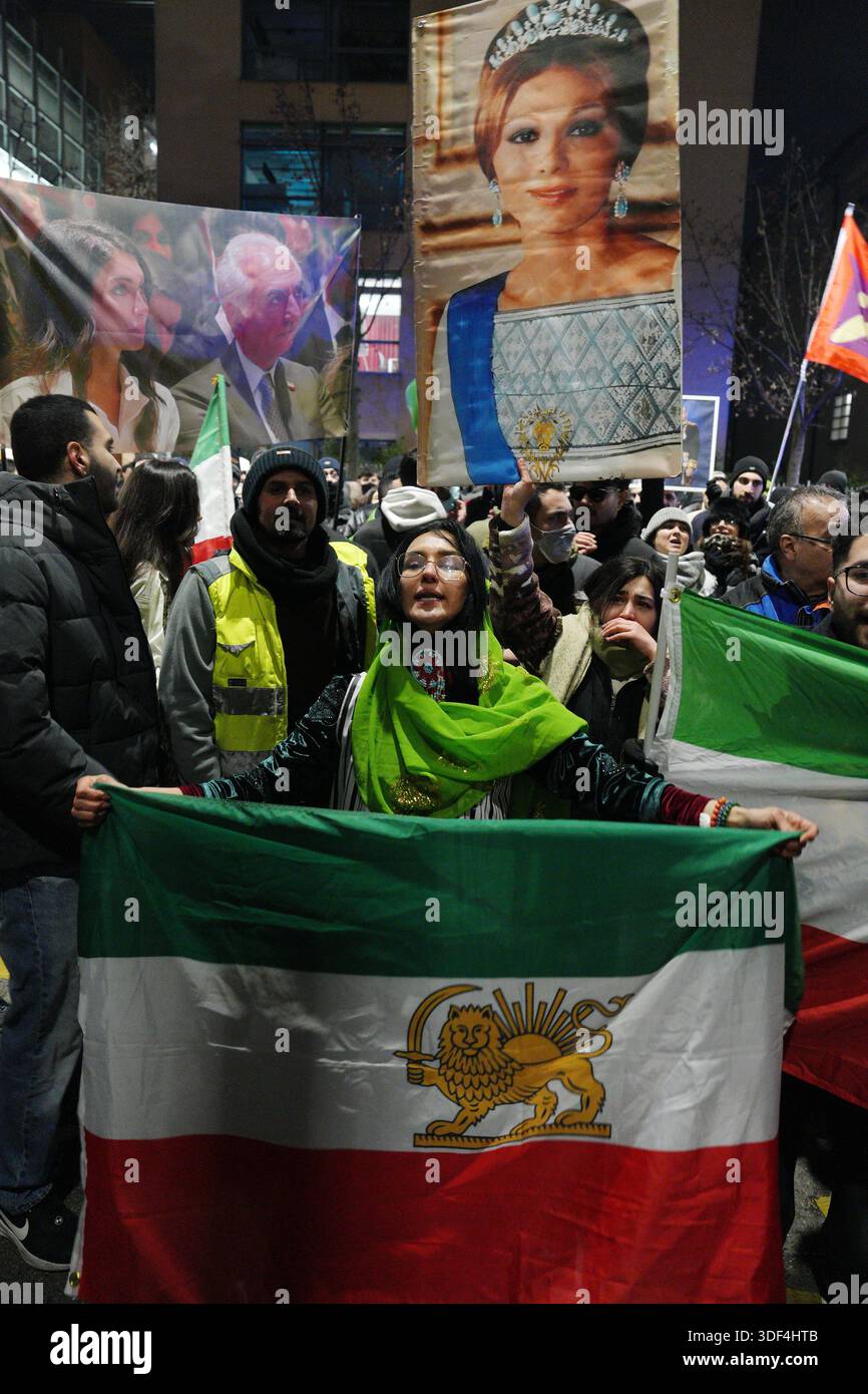 Milan, Enough rally for the freedom of the Iranian people in front of ...