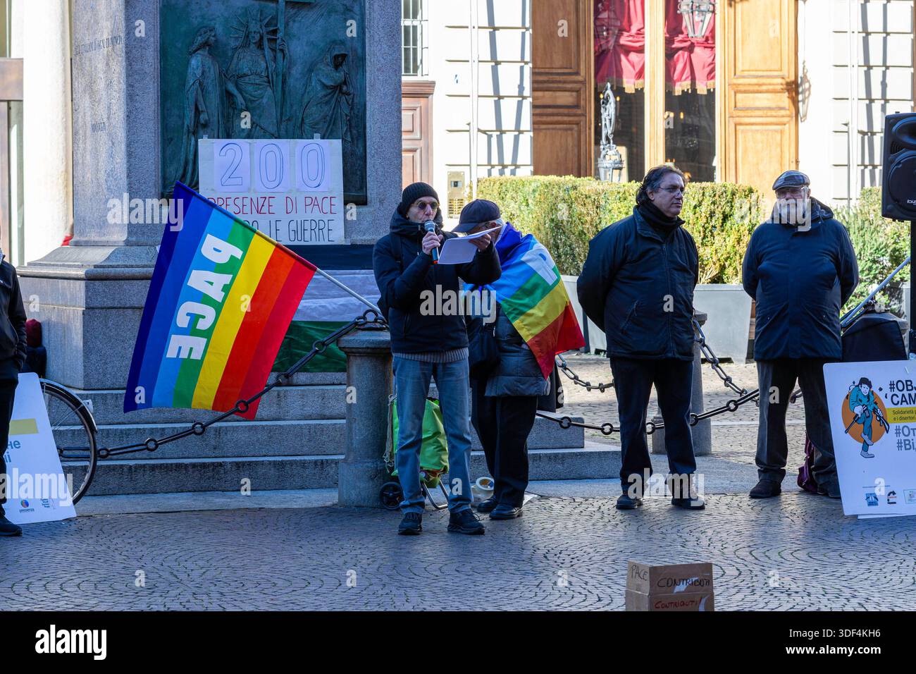 Cold war flags hi-res stock photography and images - Alamy