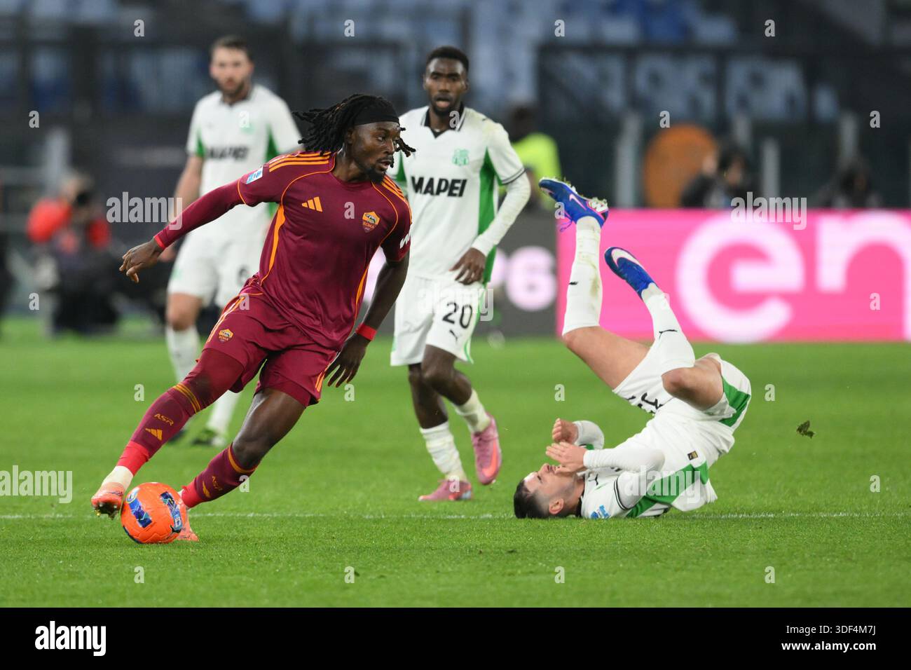 Olimpico Stadium, Rome, Italy - Manu Kone of AS Roma under pressure ...