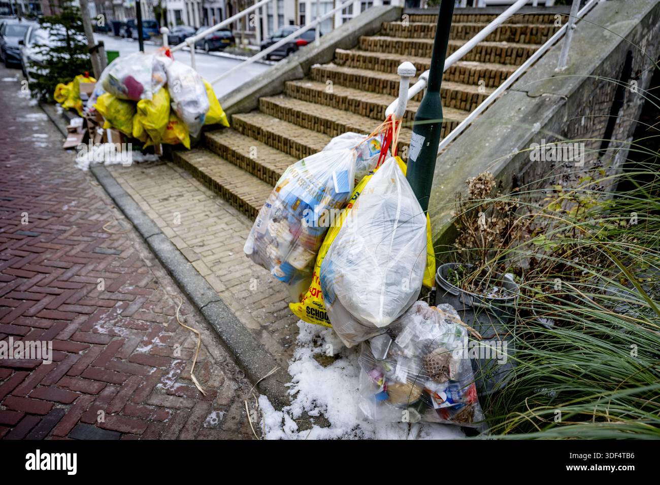 GOUDA - Garbage bags in a residential area with separated waste in ...