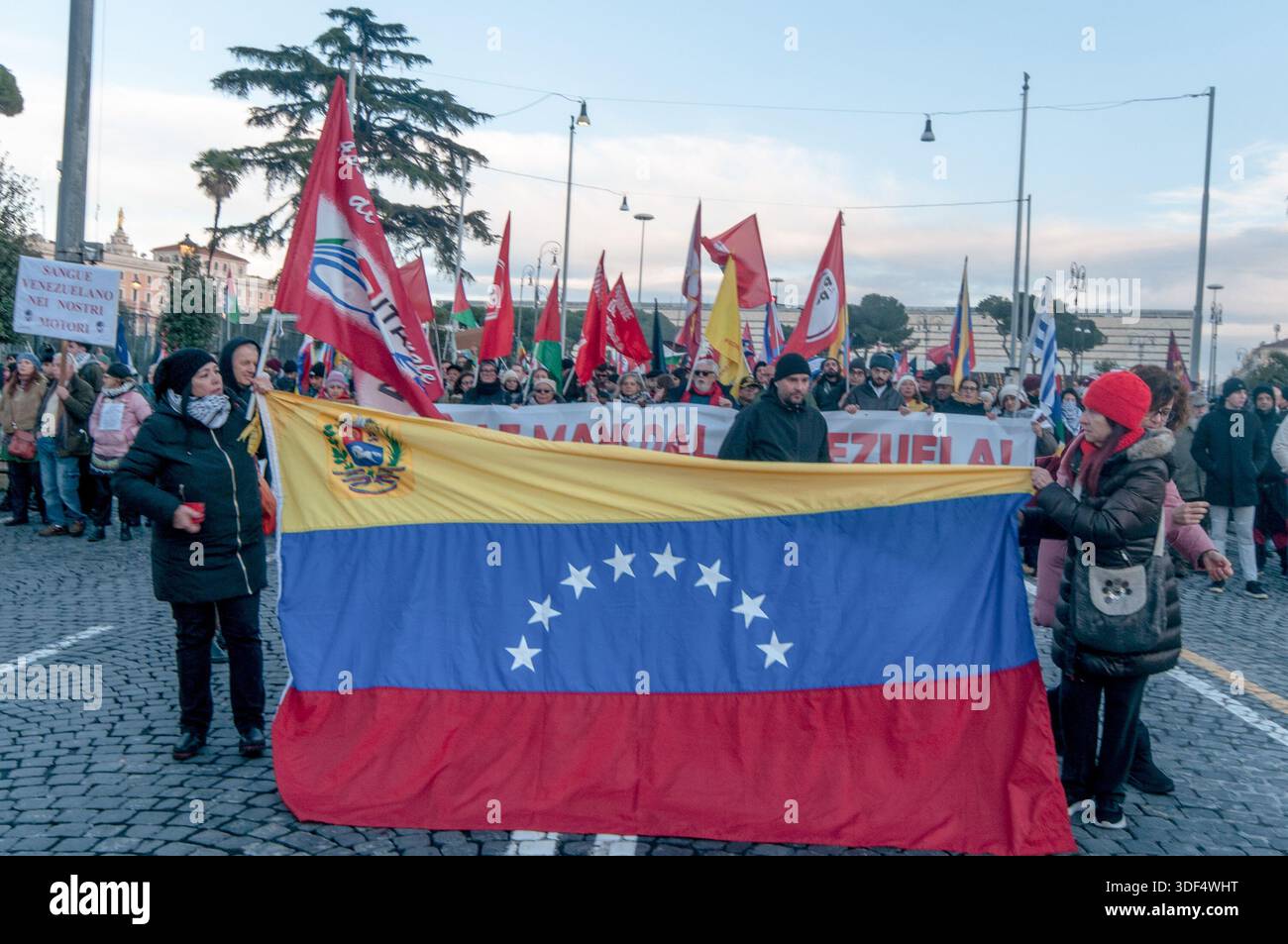 January 10, 2026, Rome, Italy. Pro-Maduro protesters burned two Stars ...