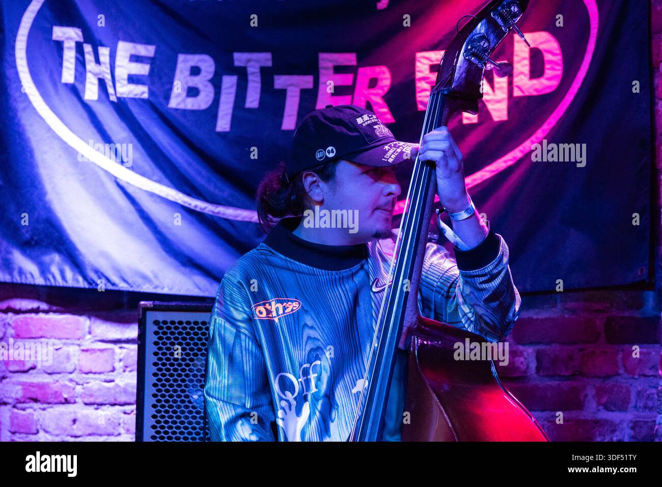 Anthony Jouravsky on double bass performs with AMG quartet during ...