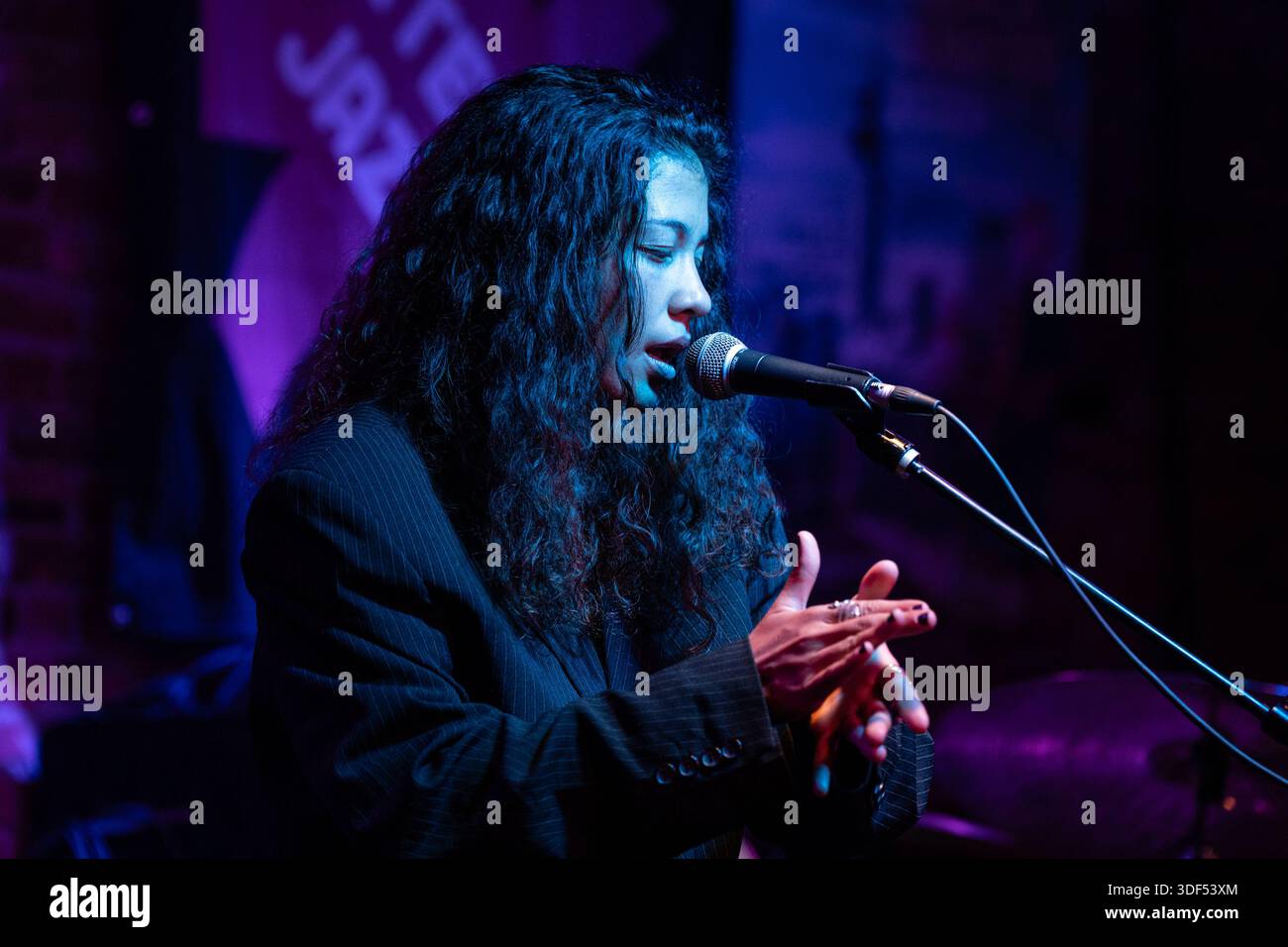 Gildaa performs with Mathias Durand on guitar and Arnaud Dolmen on ...