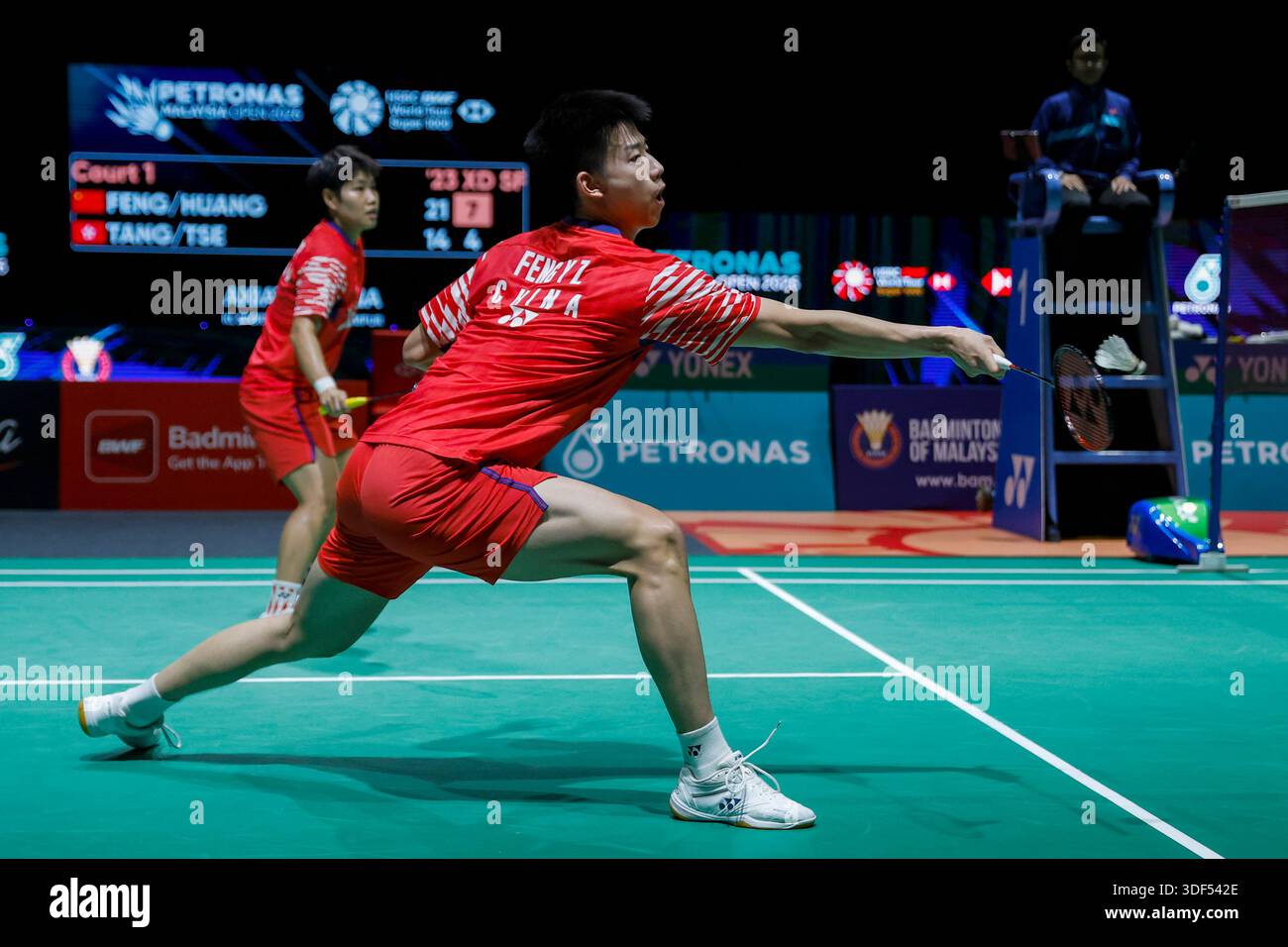 Kuala Lumpur, Malaysia. 10th Jan, 2026. Feng Yan Zhe (R) and Huang Dong ...