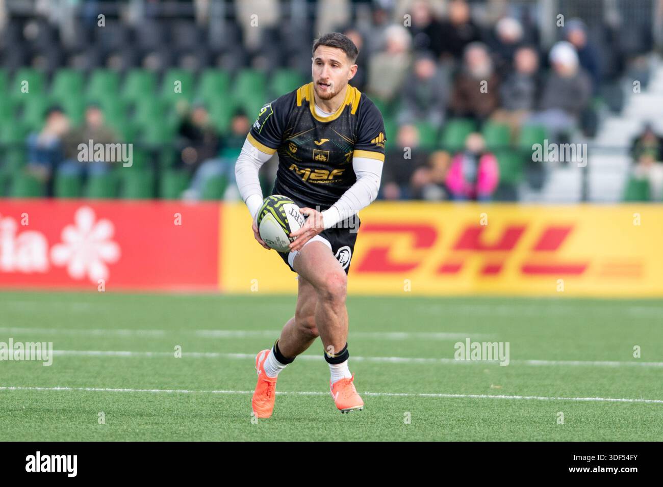 Segundo Tuculet of Montauban during the Challenge Cup match between ...