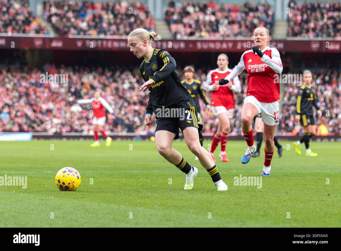 London, UK. 10th Jan 2026. Anna Sandberg of Manchester United Women ...