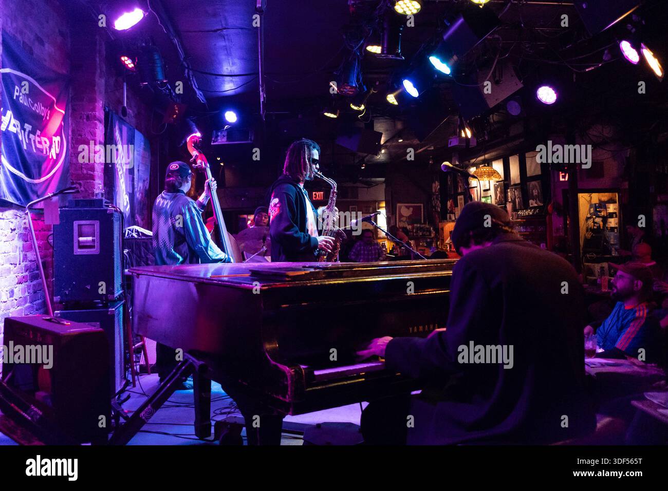 AMG quartet performs during Winter JazzFest Manhattan Marathon at The ...