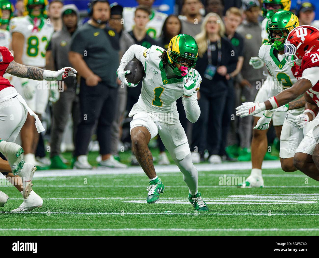January 9, 2026: Oregon's Dakorian Moore makes a reception during the ...