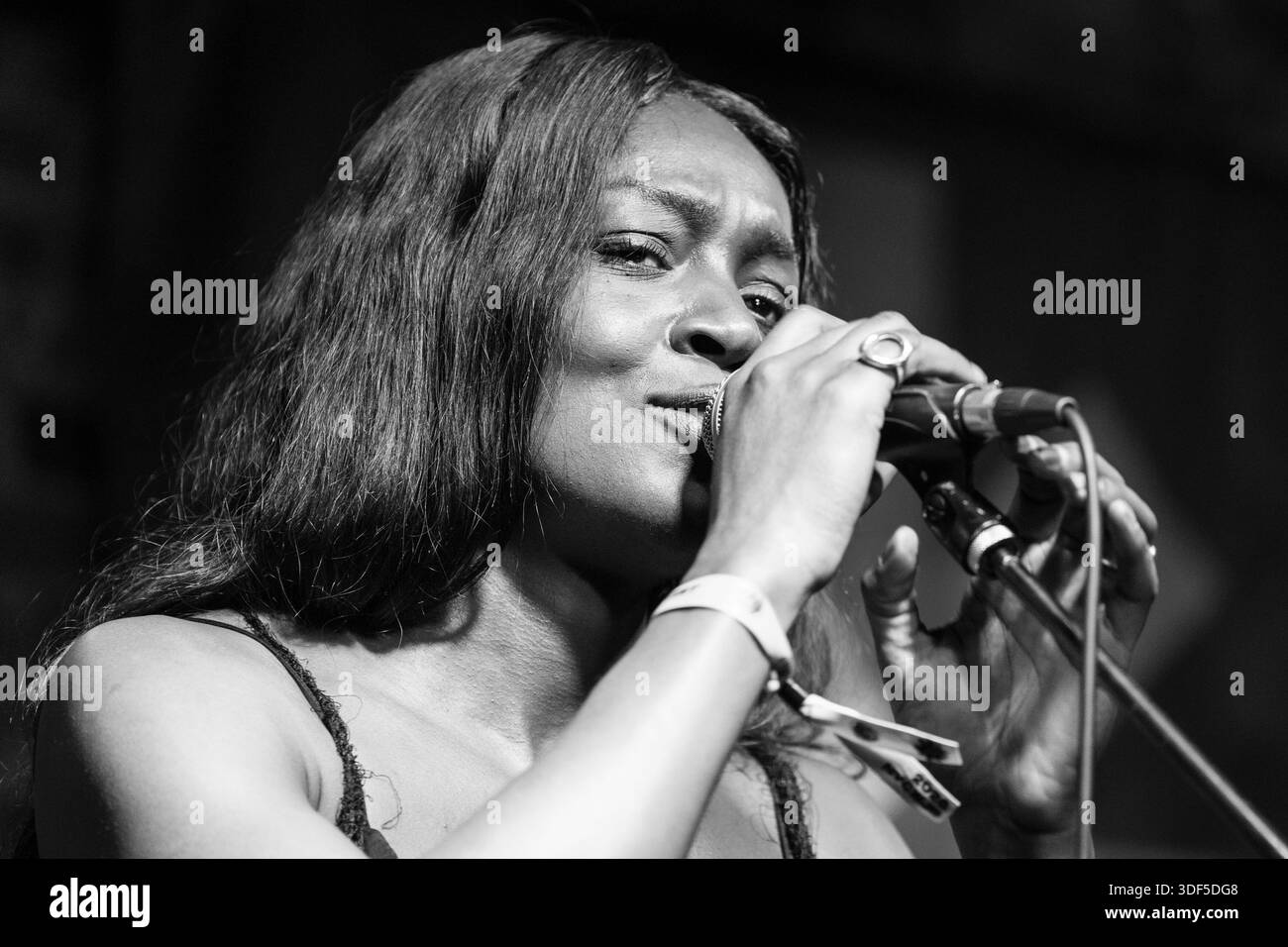 Celia Kameni performs with Dee Huang on guitar, Thibault Gomez on piano ...