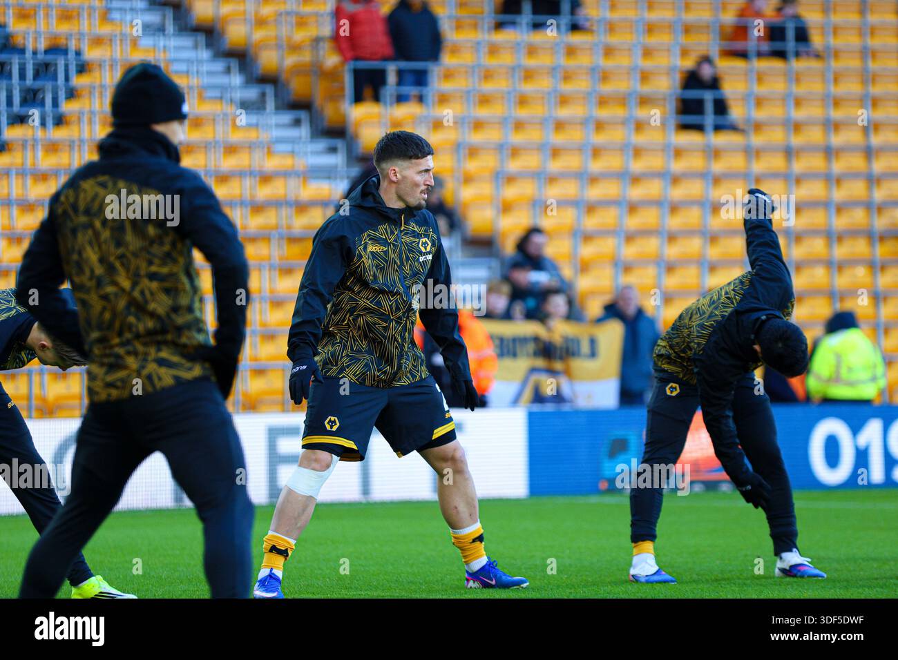 Matt Doherty (2 Wolves) warms up during the FA Cup football match ...