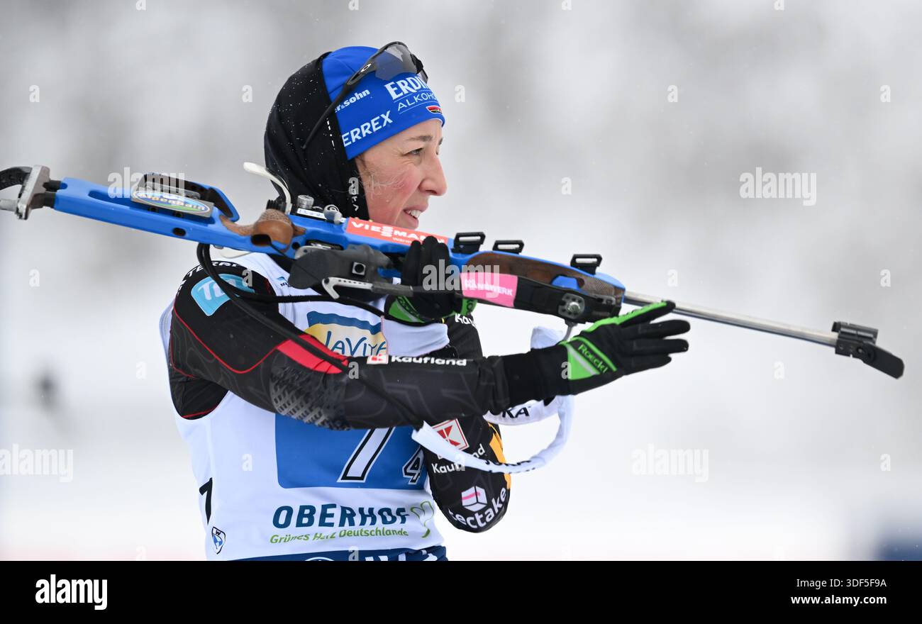 10 January 2026, Thuringia, Oberhof: Biathlon: World Cup, relay 4 x 6 ...