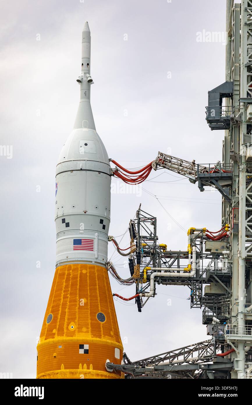 Stock photo is of NASA behemoth uncrewed Artemis 1 rocket & MLP on ...