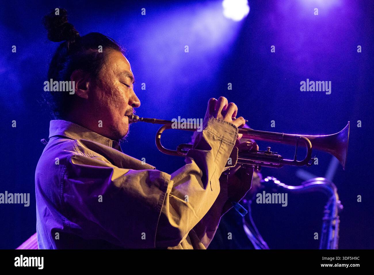 Takuya Kuroda performs with his band during Winter JazzFest Manhattan ...