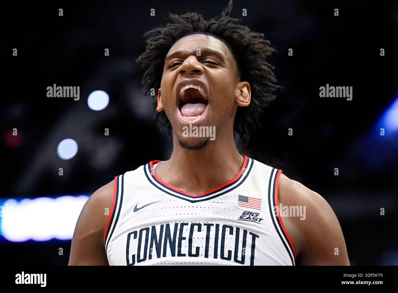 UConn forward Tarris Reed Jr. (5) reacts in the first half of an NCAA ...