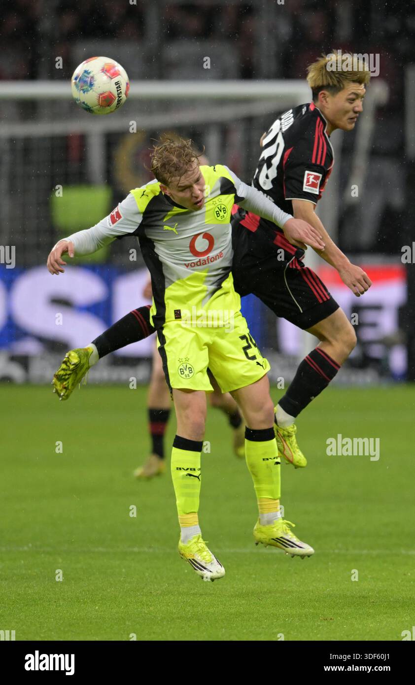Daniel Svensson. (Li) gegen. Ritus. Doan. fotografiert beim Spiel ...