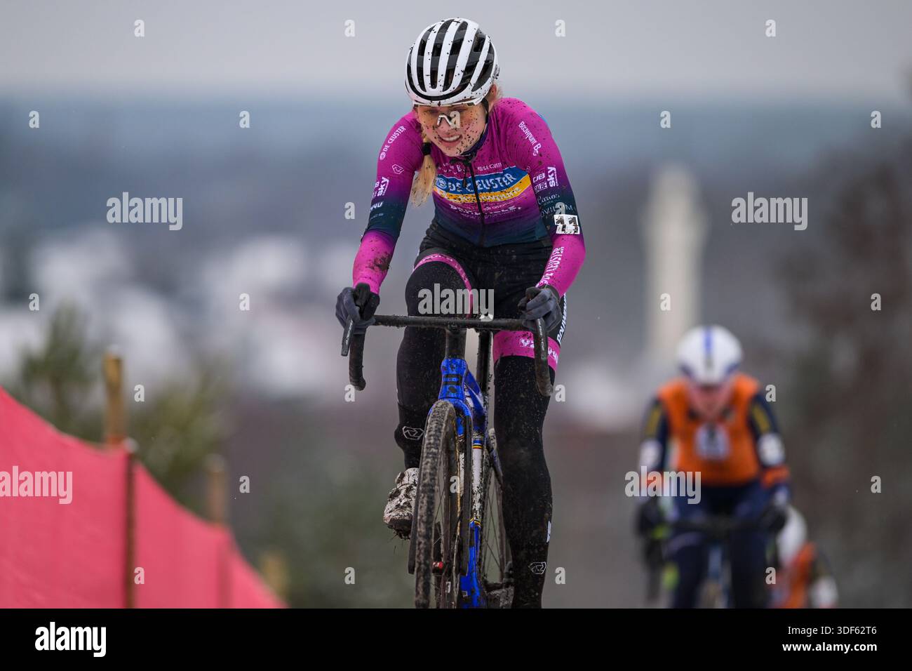 Belgian Laura Verdonschot pictured in action during the Women elite ...