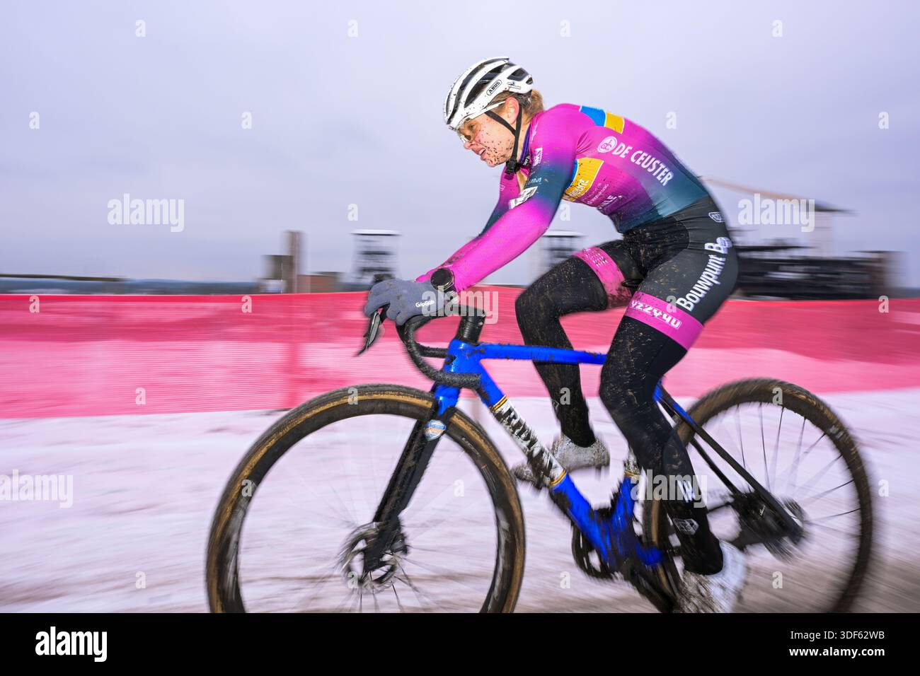 Belgian Laura Verdonschot pictured in action during the Women elite ...